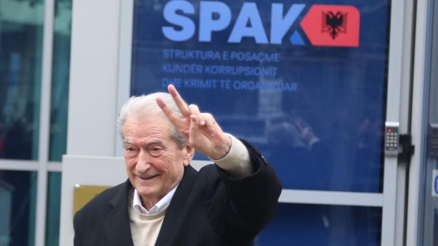Shtyhet sërish seanca për Berishën, avokati i ish-kryeministrit ...